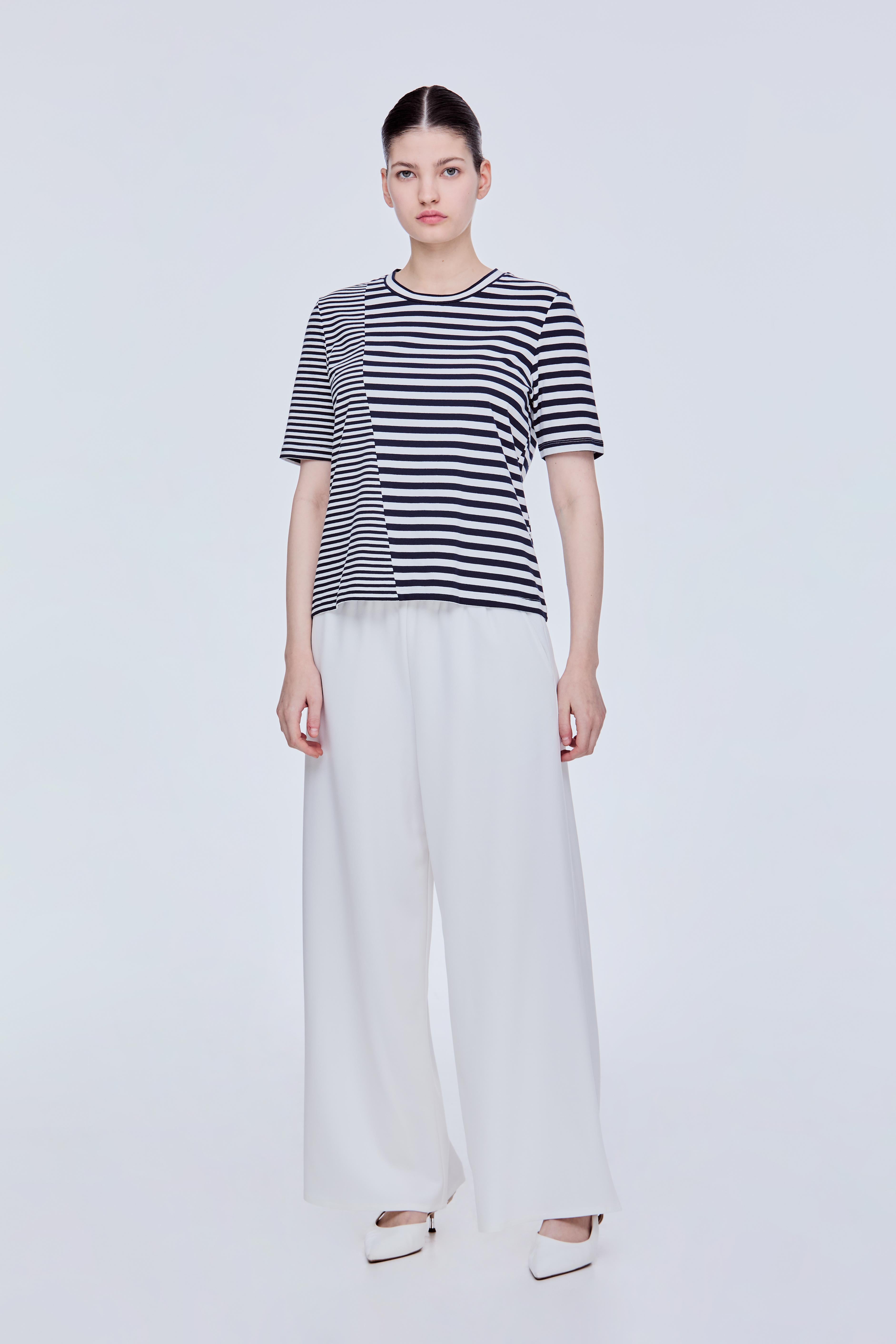 Contrast Stripes Tee – iORA