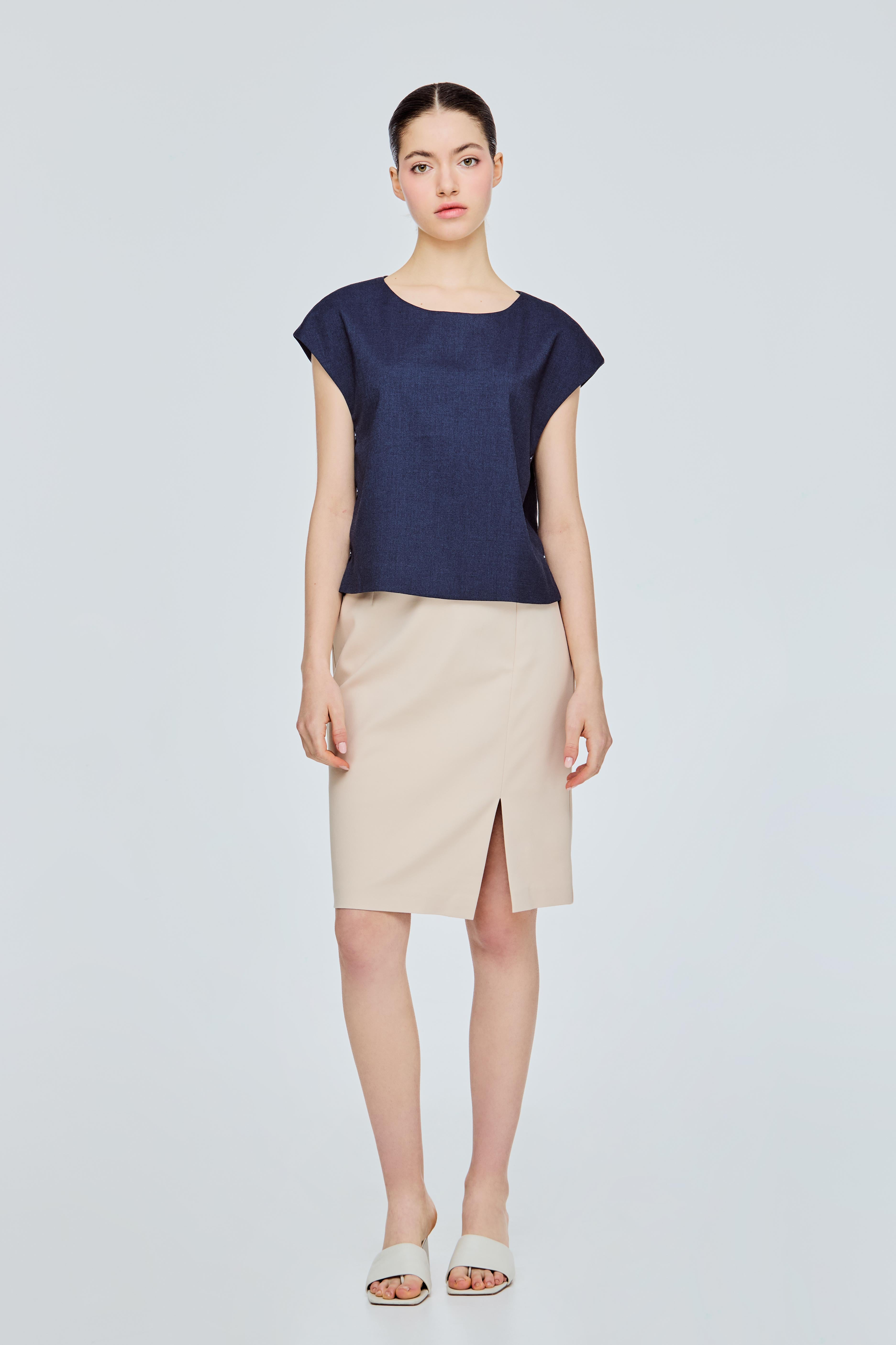 Buttoned Cap Sleeve Boxy Top – iORA