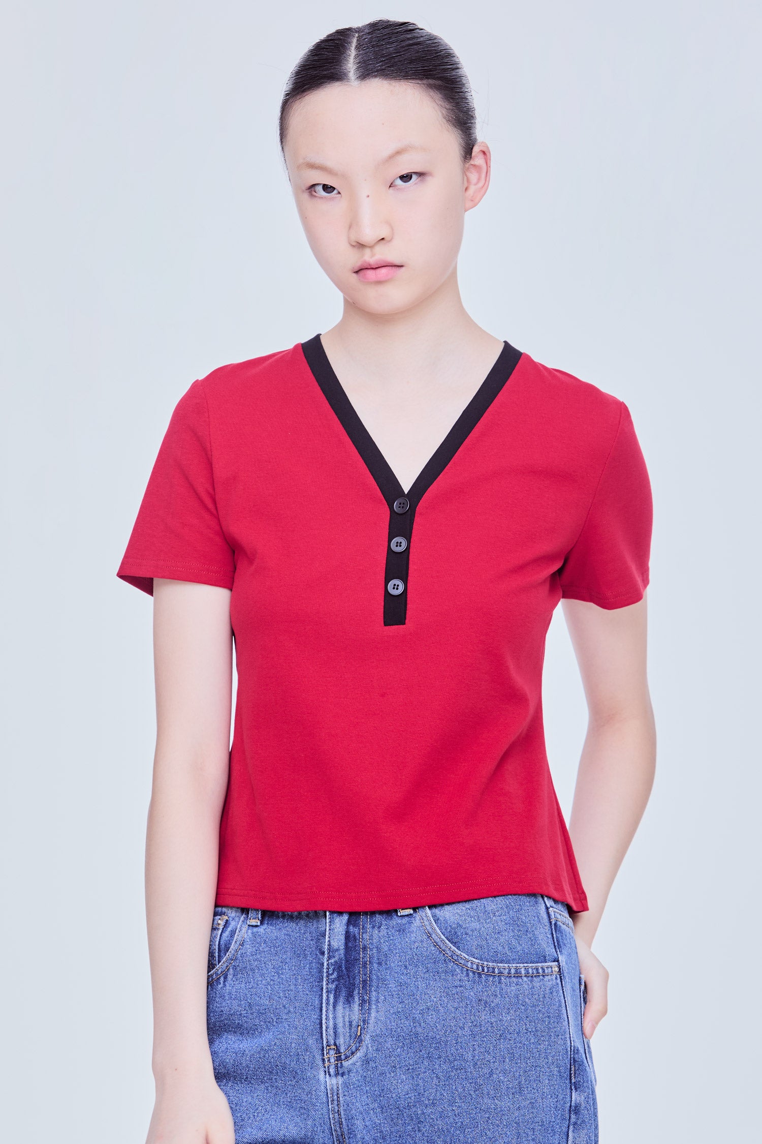 Contrast Henley Neck Tee – iORA