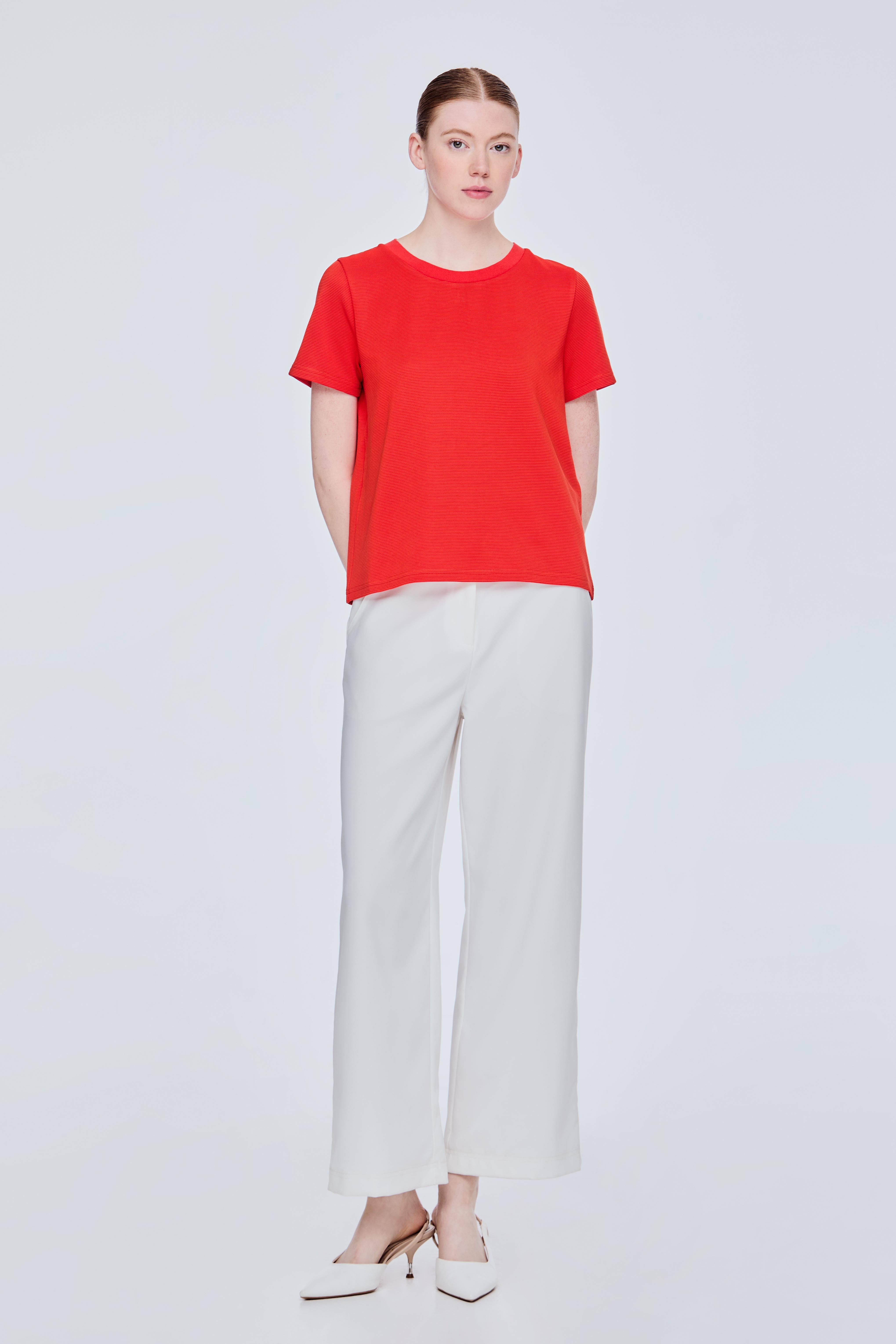 Boxy Cut Top – iORA