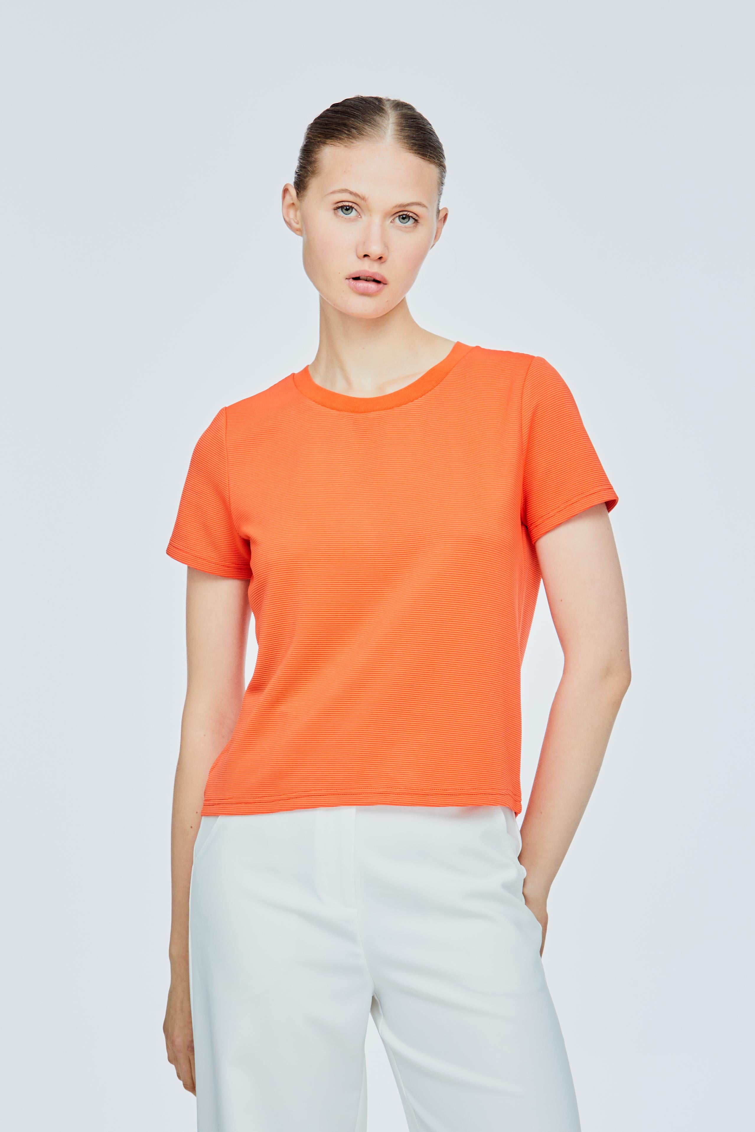 Boxy Cut Top – iORA