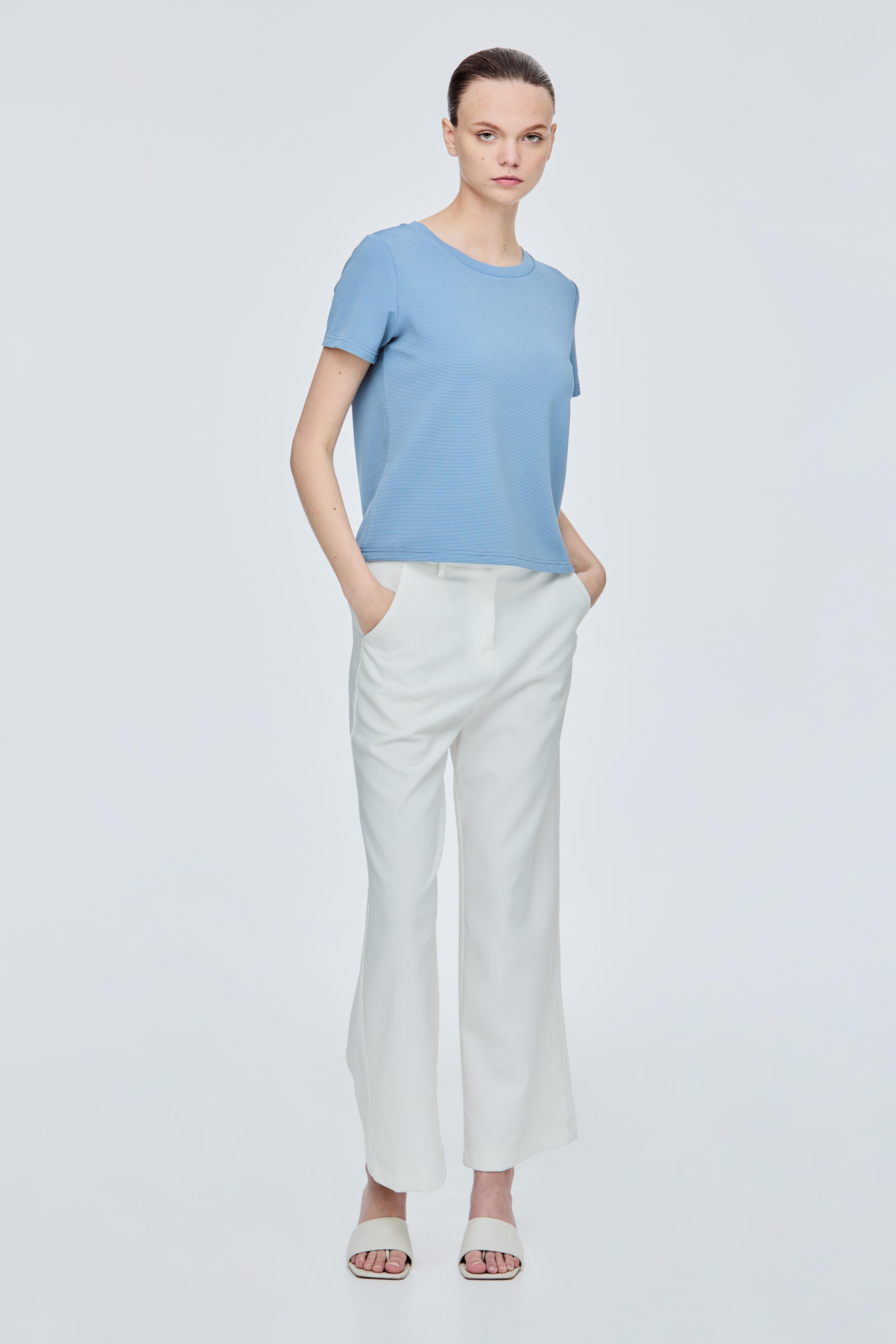 Boxy Cut Top – iORA