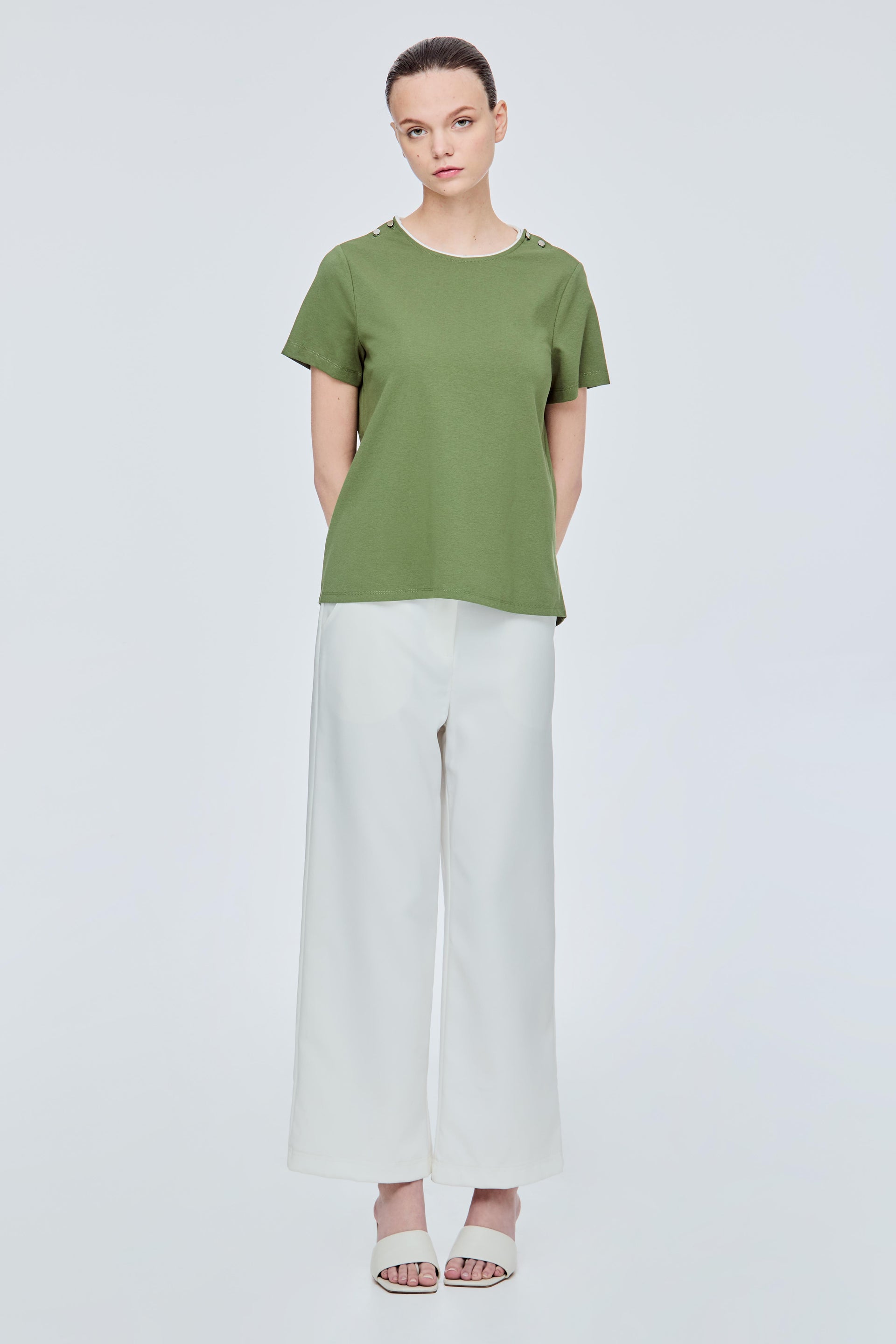 Button Shoulder Tee – iORA