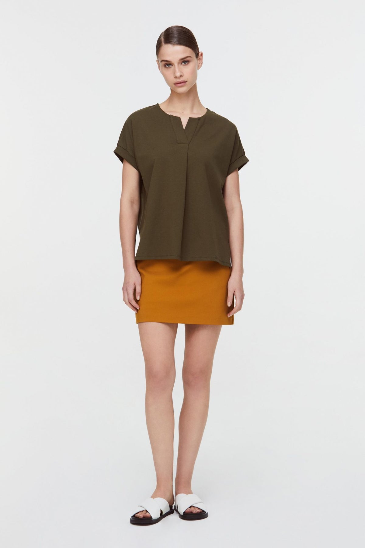 V-Surpliced Tee – iORA