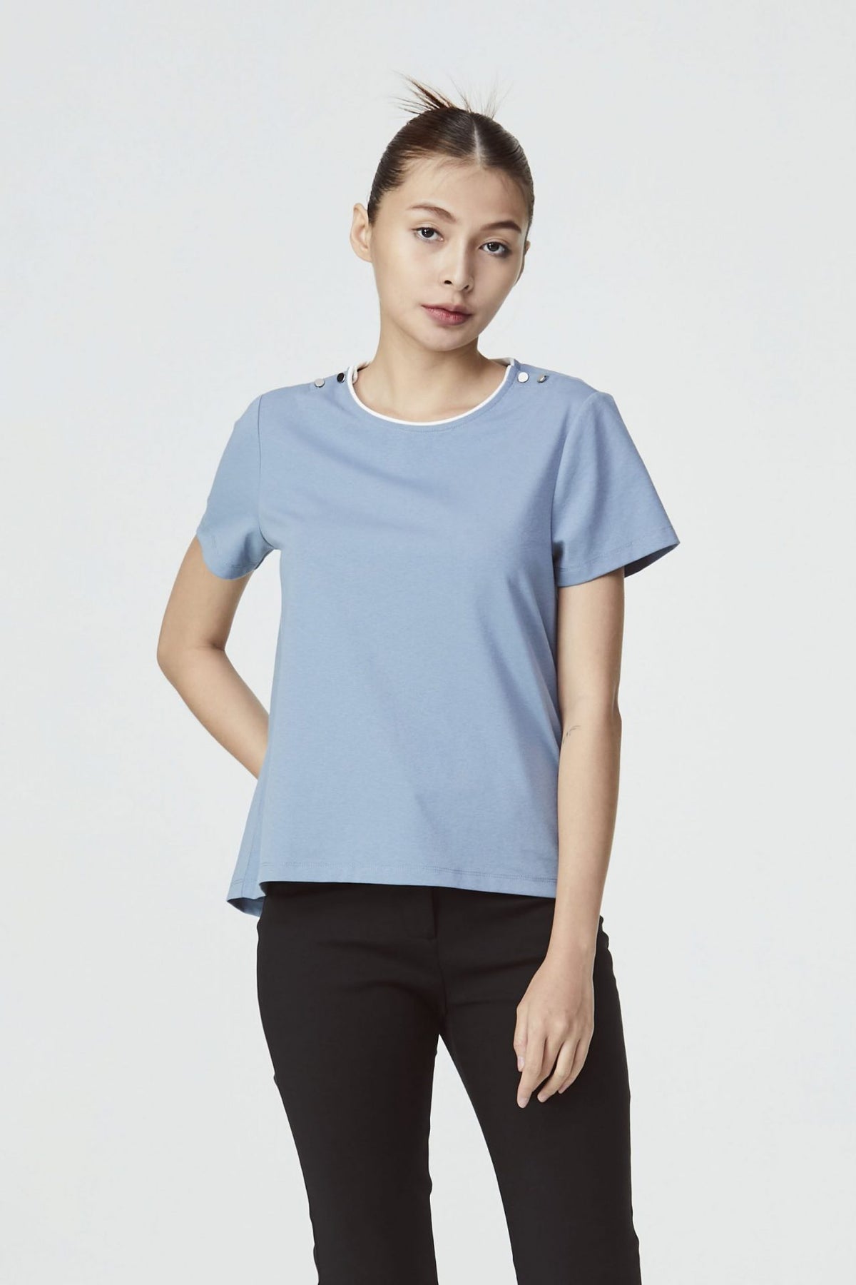 Button Shoulder Tee – iORA