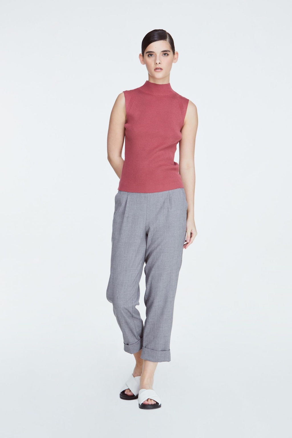 Tappered Pleat Pants – iORA
