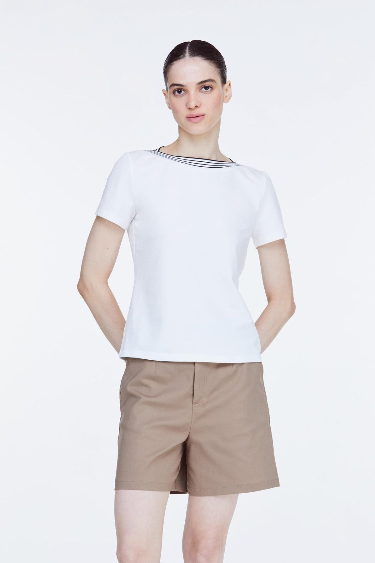 Boat Neck Tee – iORA