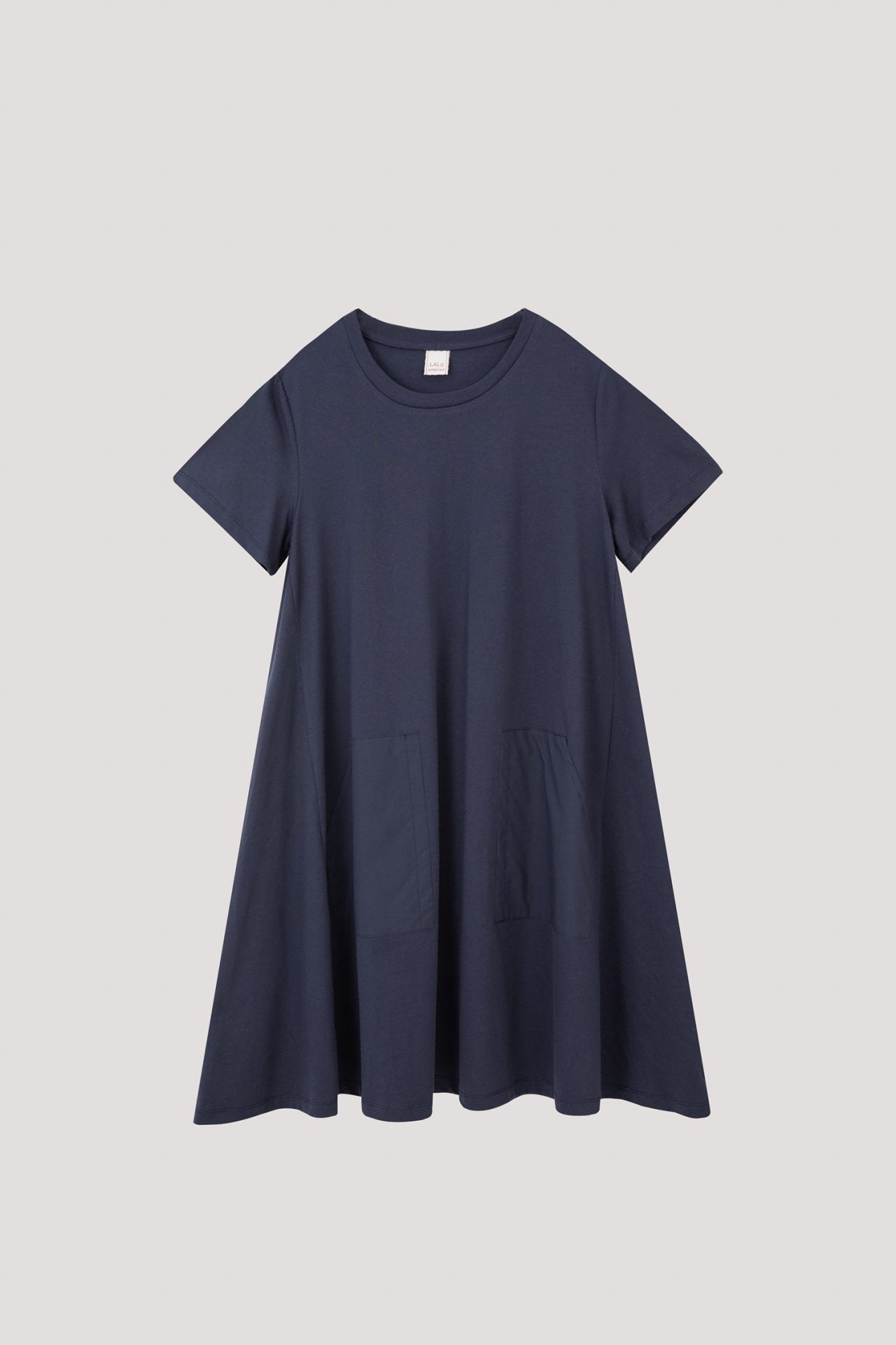 Contrast Pocket Dress – iORA